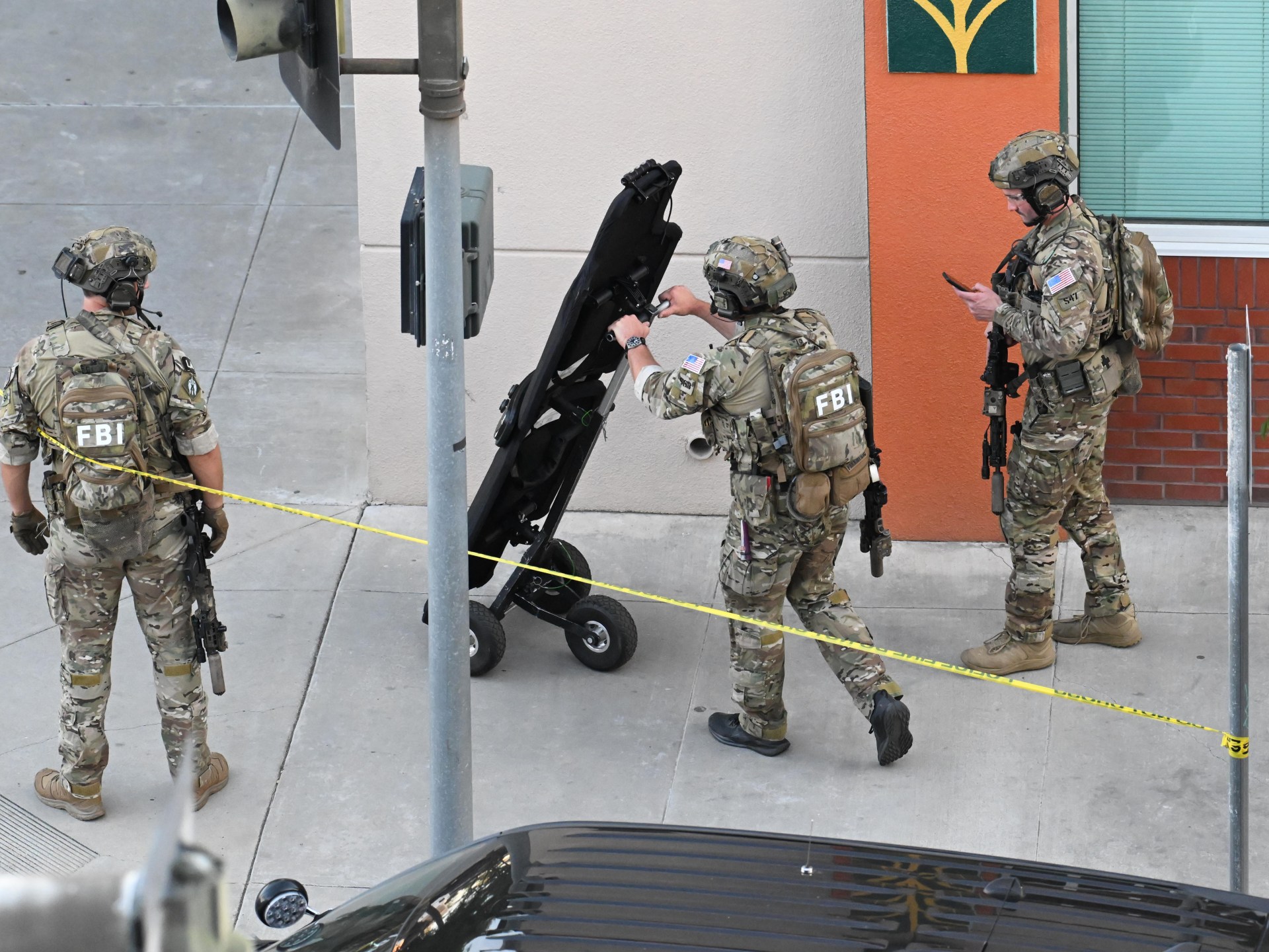 FBI Agents Fatally Shoot Suspect in California Hostage Situation ...